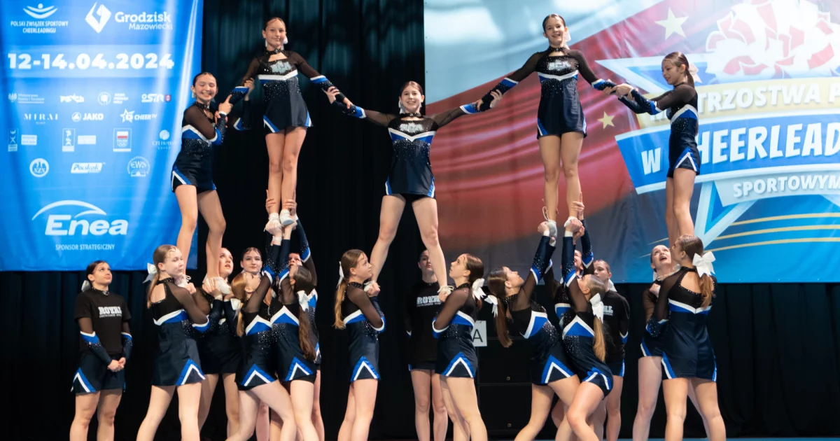 Royal Cheerleaders Academy zdobywa podia Mistrzostw Polski - Limanowa.in