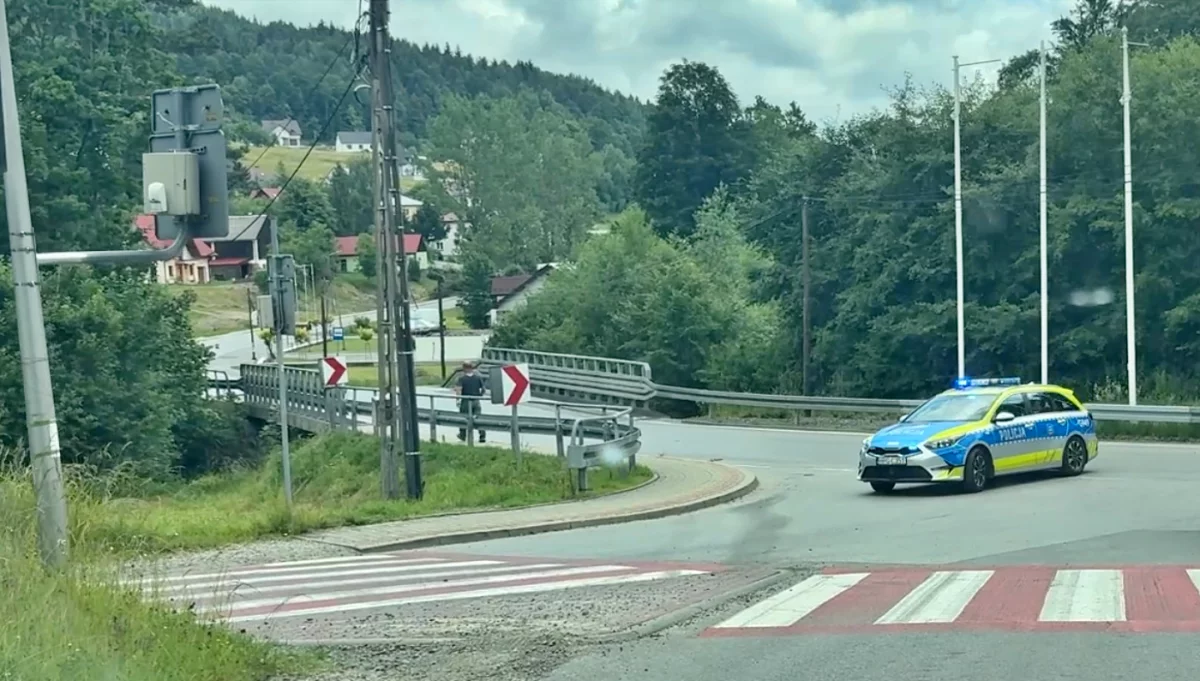 Strzelanina w Starej Wsi. Policja poszukuje 57-latka - Limanowa.in